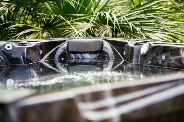 What to Look for When Buying a Hot Tub - Aqua Living