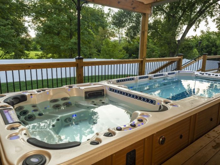 What Temperature are Hot Tubs | Aqua Living Stores