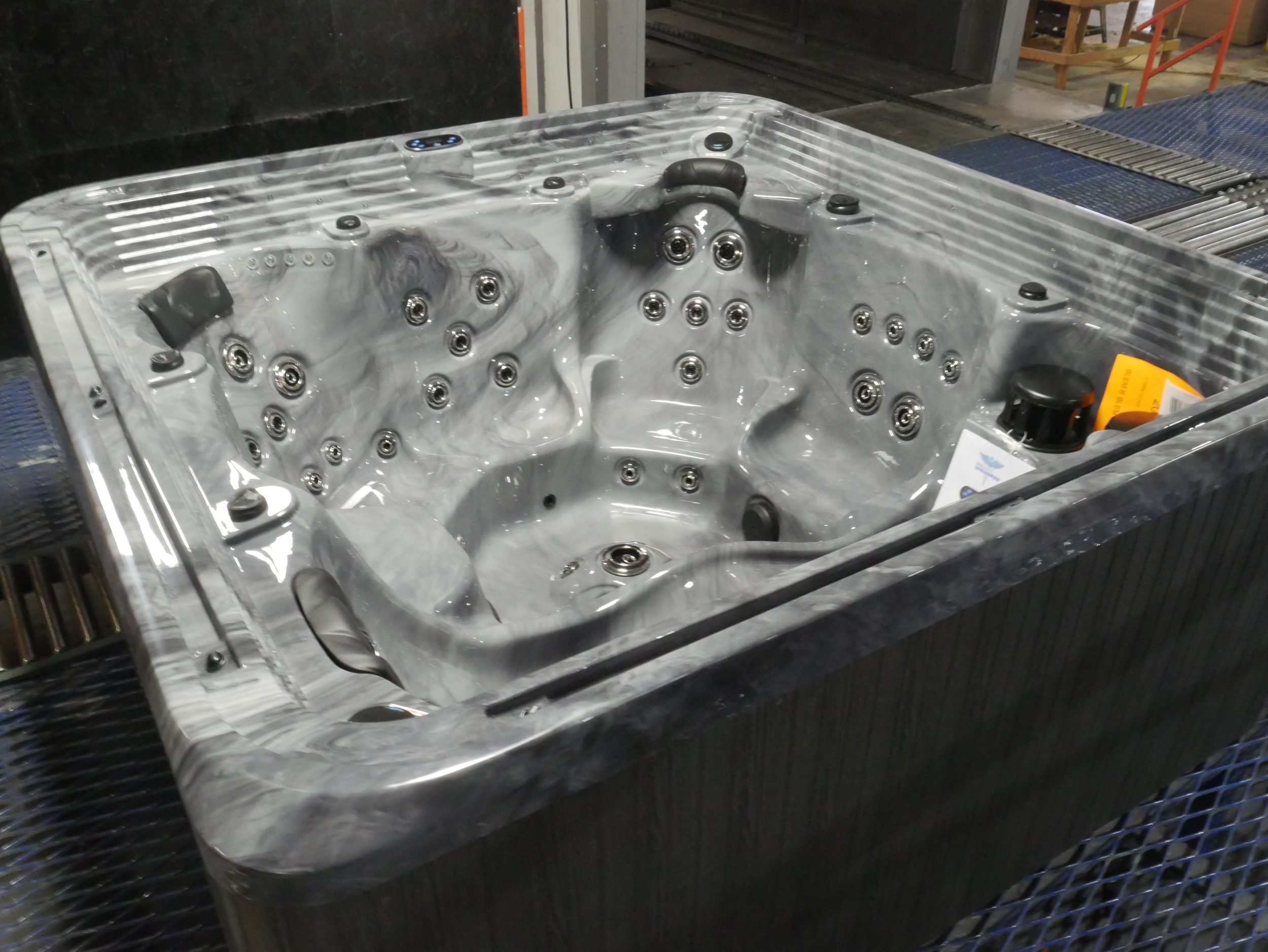 Dr. Wellness G-5000 Tranquility Spa - Aqua Living Factory Outlets